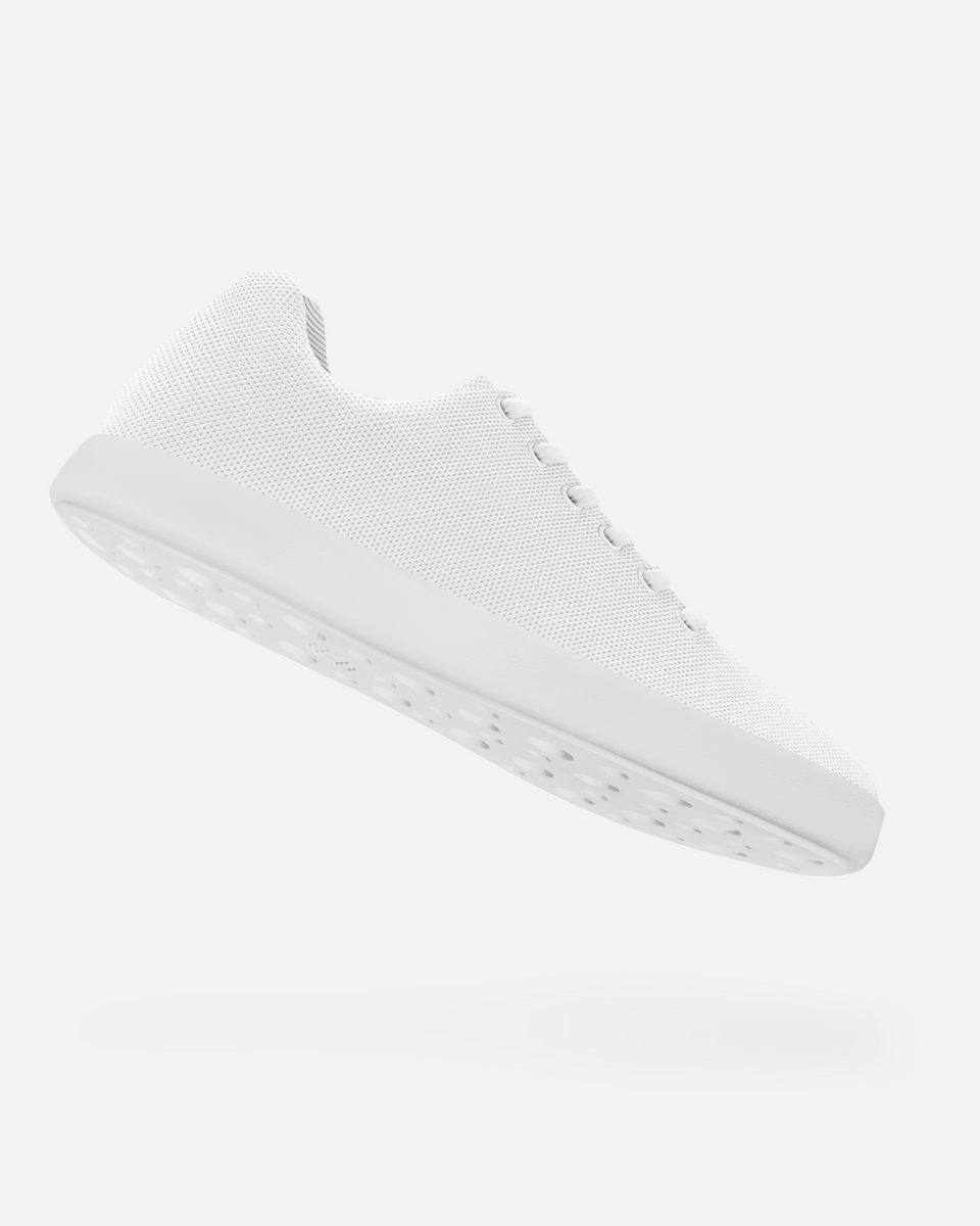 Atoms Model 000: White – Comfortable Everyday Shoes